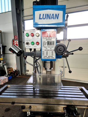 Multipurpose milling machine LUNAN ZX6350C | Hesse + Co Maschinenfabrik