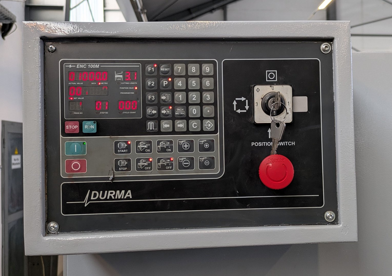 Hydraulic plate shear DHGM 3010 | Hesse + Co Maschinenfabrik